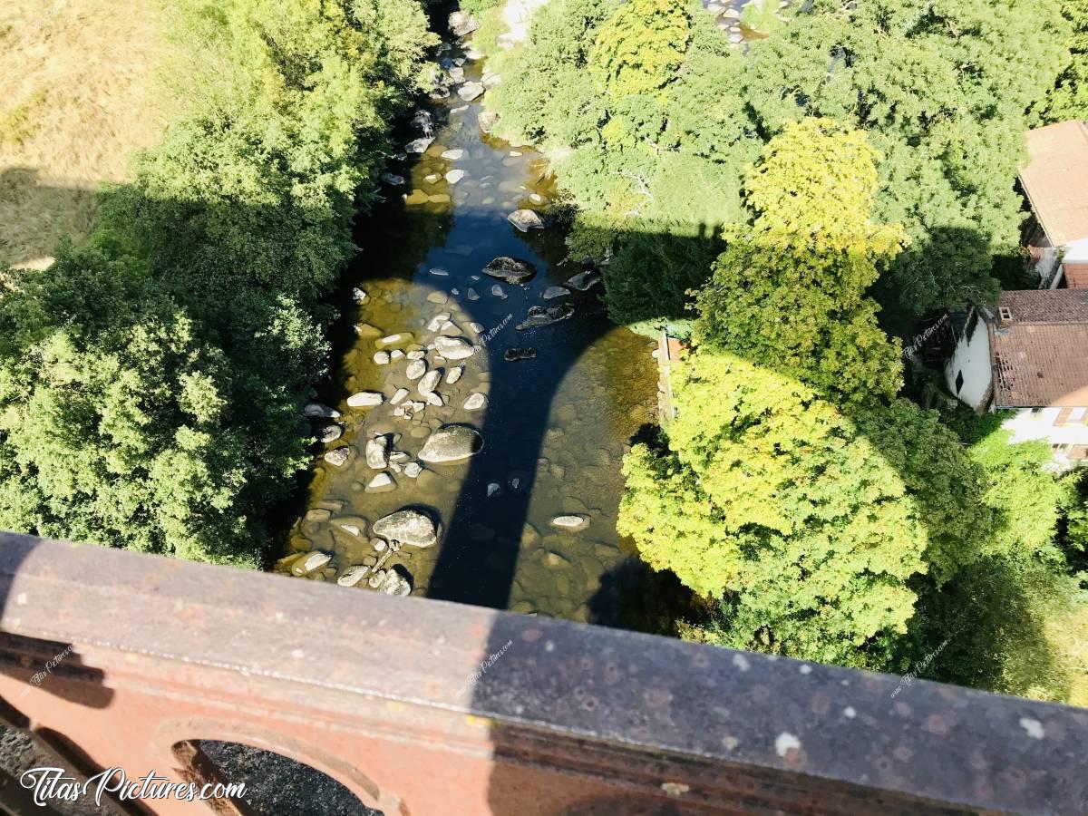 Le Viaduc de Barbin de l'album La Vendée sur Titaspictures.com